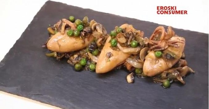 Calamar guisado con guisantes y champiñones | Consumer