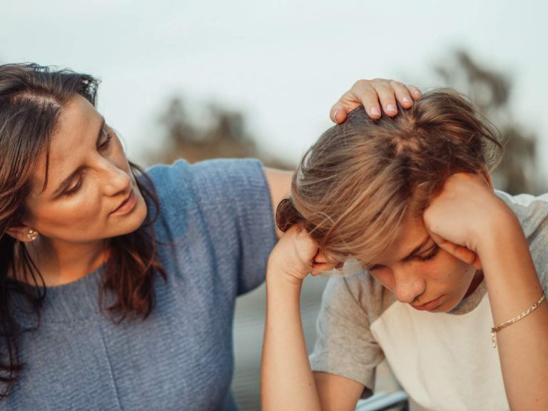 El profe me tiene manía: cómo ayudar al niño | Consumer