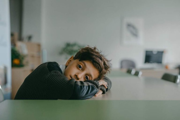 El profe me tiene manía: cómo ayudar al niño | Consumer