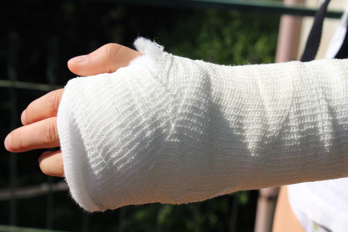 Me lesiono al caer en la calle, ¿puedo reclamar? | Consumer